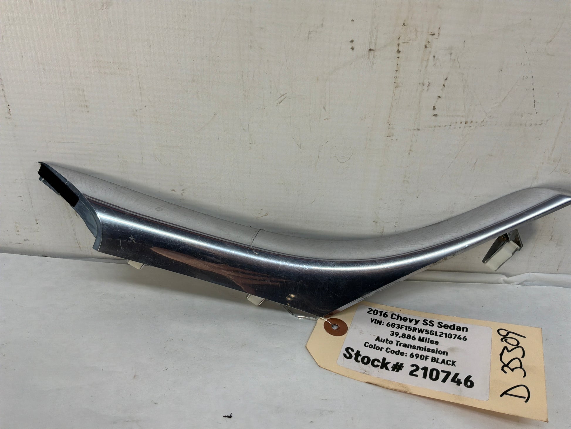 2017 Chevy SS Sedan RH Passenger Chrome Center Console Dash Applique T