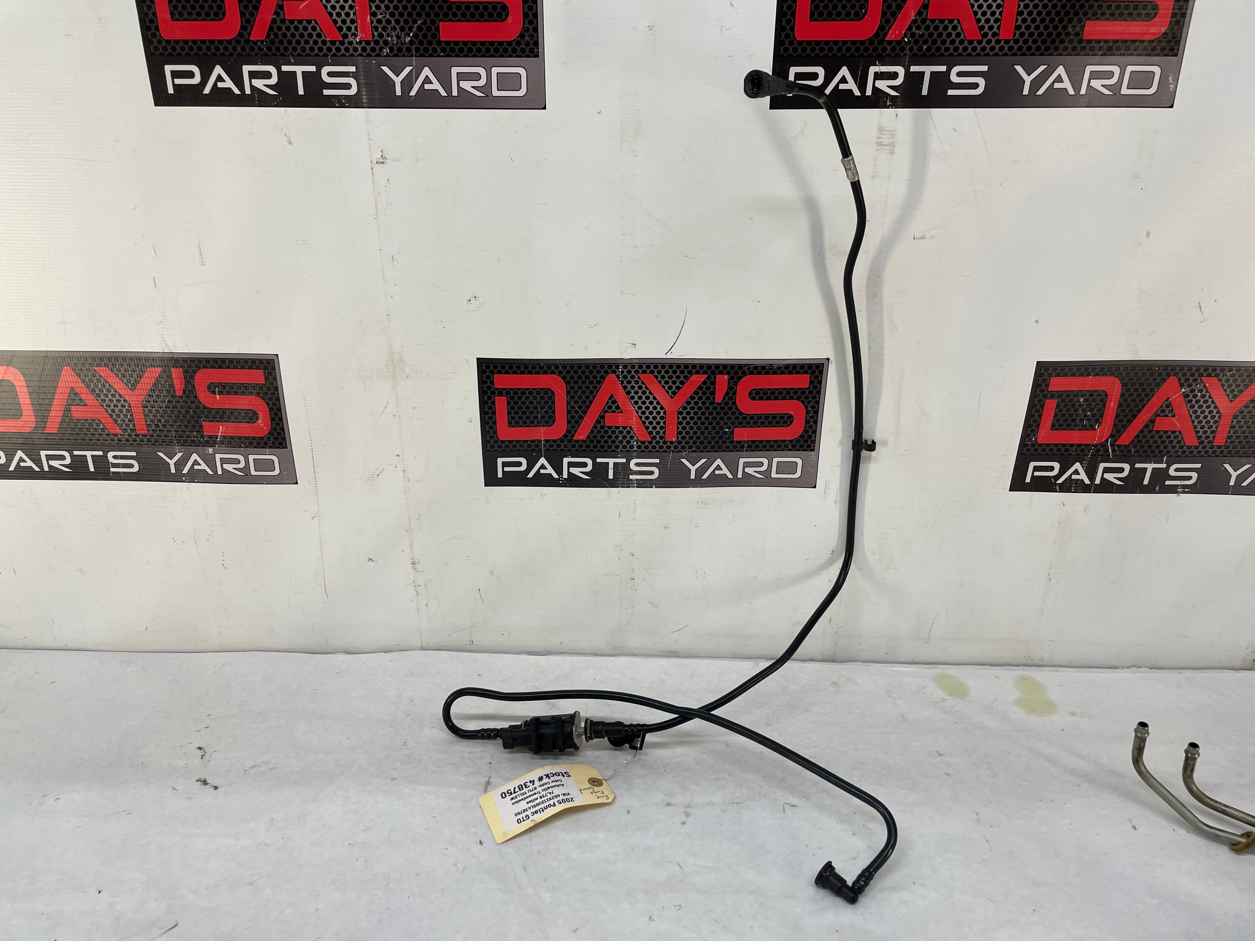 2005 Pontiac GTO Intake Manifold EVAP Purge Valve w/ Lines Hoses Tubes